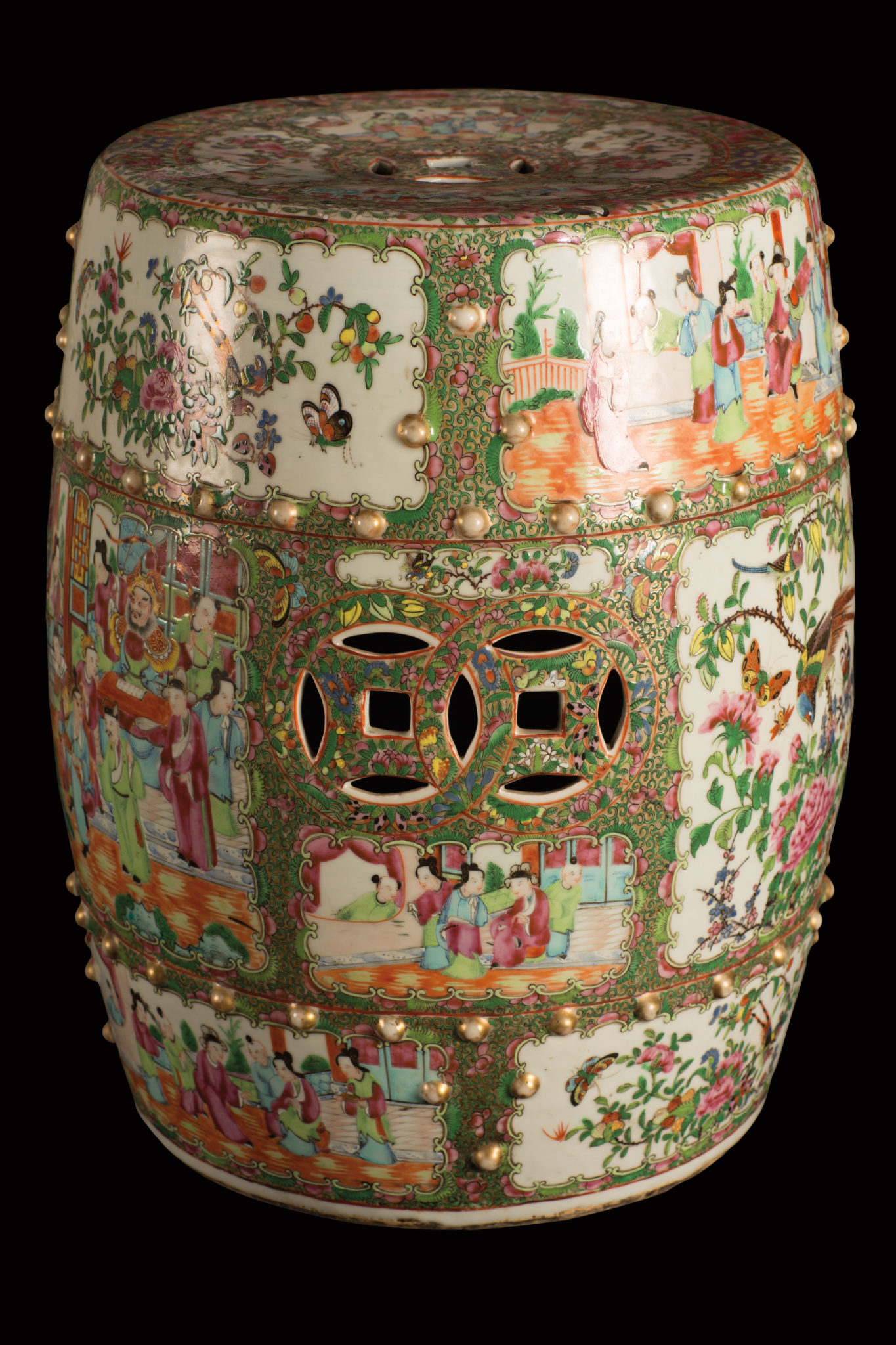 Rose Medallion Garden Barrel – Pamplin Collection